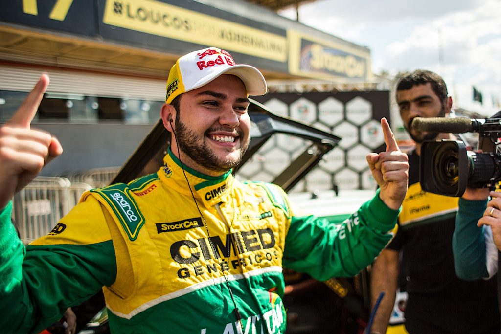 O campeão voltou! Felipe Fraga vence de maneira soberana corrida ...
