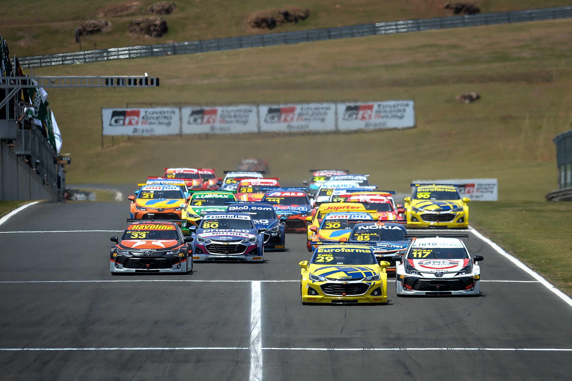 Stock Car – A Stock Car vive mês de definição do título – Velocidade no ...