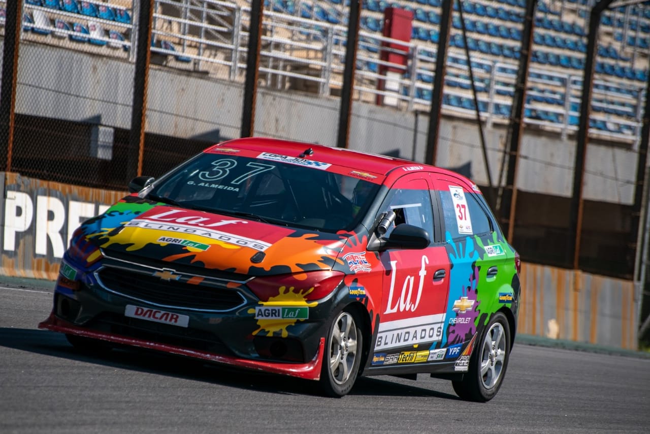 Copa Joy – Após guiar três carros diferentes, Giovani Almeida destaca ...