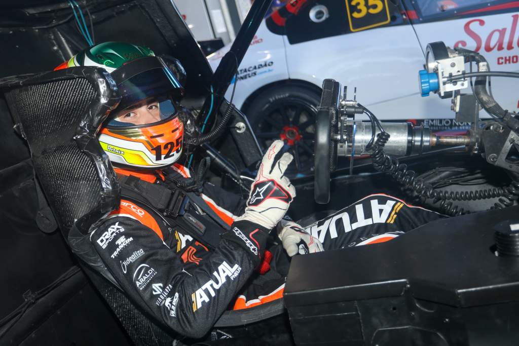 Stock Series – O piloto Arthur Gama é o melhor estreante em Interlagos ...