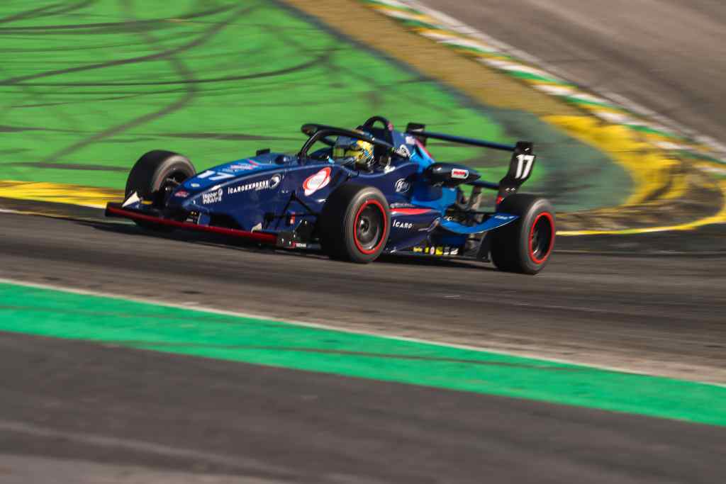 Fórmula Delta – Após pódio na última corrida, Léo Cavalcanti chega mais ...