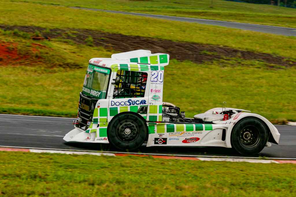F Truck – O piloto Pedro Muffato mantém a liderança do campeonato na ...