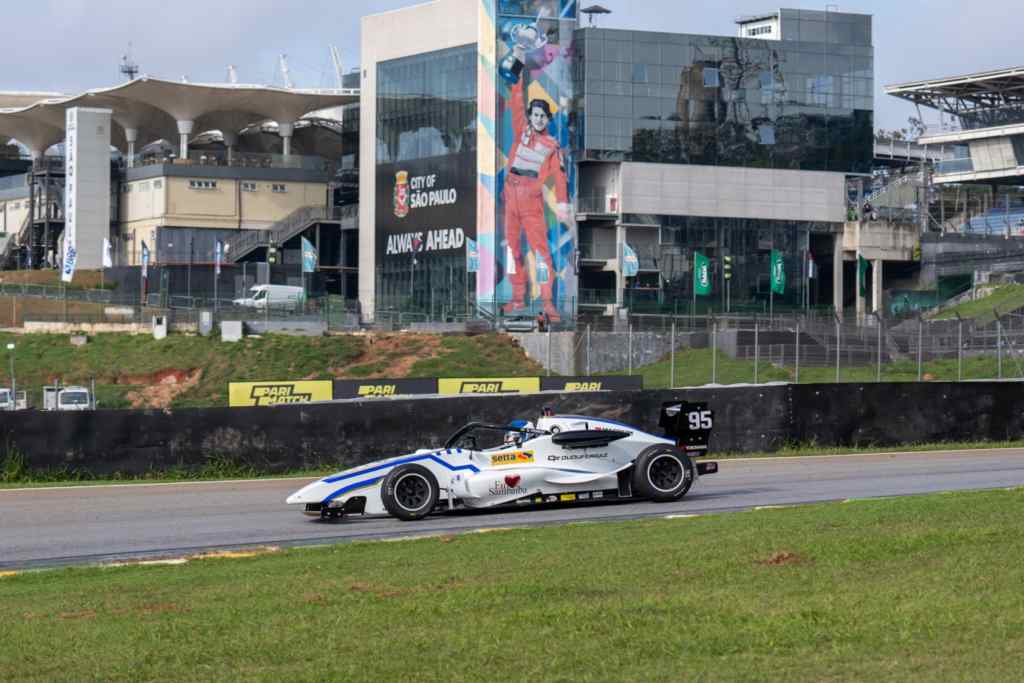 Formula Delta – O piloto Dudu Ferraz chega para mais uma etapa da ...