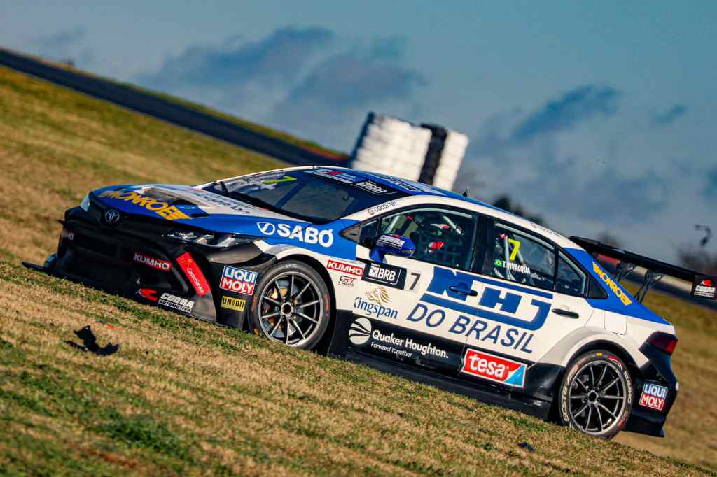 TCR Series – O piloto Thiago Vivacqua estreia na pista de San Juan ...
