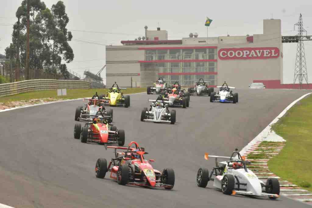 F1600: Categoria rookie é novidade da F1600 para 2026 – Velocidade no ...